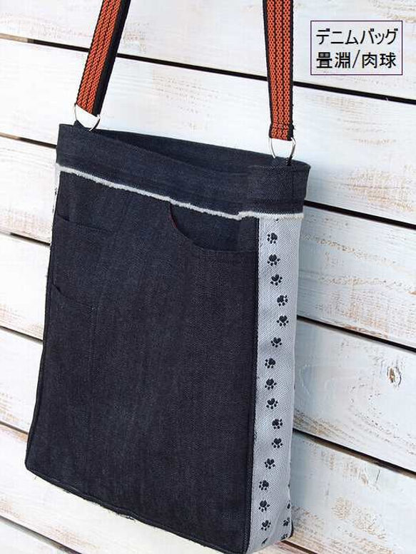 畳淵/肉球スタンプのショルダー・デニムバック ハンドメイド ショルダーバッグ fuku-usagi 通販 1809972｜Creema(クリーマ)