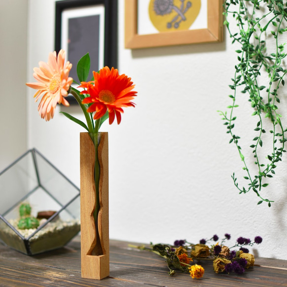 木製の花瓶 一輪挿し・花瓶・花器 TABULA 通販 3021704｜Creema(クリーマ)