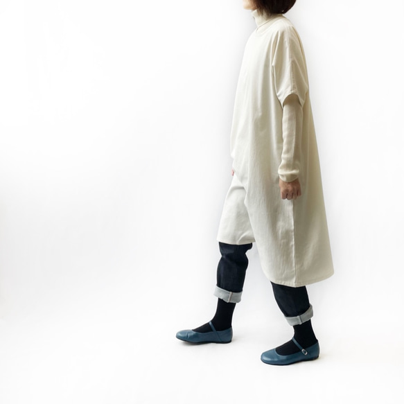 ポンチョ。クリーミーホワイト。ピーチ起毛コットン 。М・L【受注製作】 ワンピース sonoiro 通販 12797844｜Creema(クリーマ)