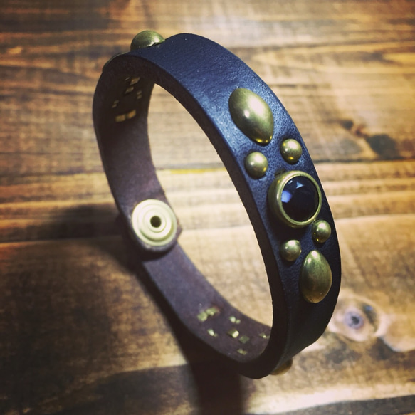【受注生産】レザースタッズブレス ブレスレット WDL 通販｜Creema(クリーマ) 1850263