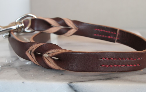 大型犬 レザー ねじりリード リード・首輪 あゆぞう 通販 3784776｜Creema(クリーマ)