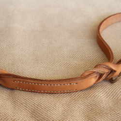 大型犬 レザー ねじりリード リード・首輪 あゆぞう 通販 3784776｜Creema(クリーマ)