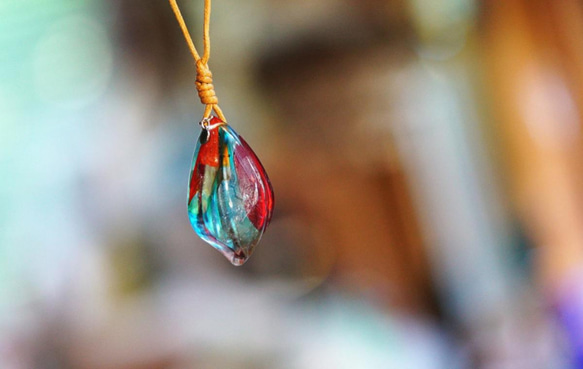 Power to glory ネックレス・ペンダント ラフォルム ガラスジュエリー 通販 12664576｜Creema(クリーマ)