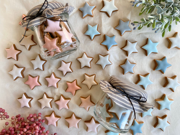 星いっぱい♩クッキー瓶（くすみブルー） クッキー studio chaleur + 通販 8635154｜Creema(クリーマ)