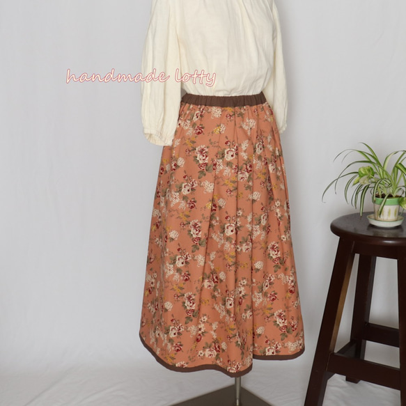 大きなタックスカート (ピンク・ブラウン） ロングスカート（マキシ丈） lotty 通販 5461798｜Creema(クリーマ)