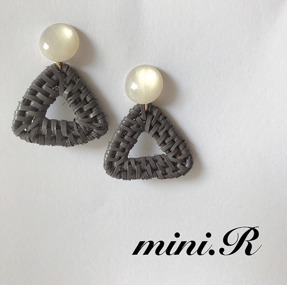 ブラウンラタンピアス ピアス（その他） mini.R 通販｜Creema(クリーマ) 5650381