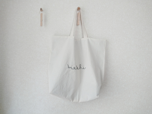 marche刺繍手さげバッグ／刺繍くろ(エコバッグにも!) ハンドバッグ na need le 通販｜Creema(クリーマ)