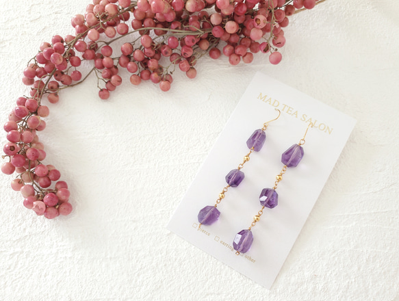 宝石質アメジストのタンブルピアス ピアス（フック・チェーン） Mad Tea Salon 通販 12656102｜Creema(クリーマ)