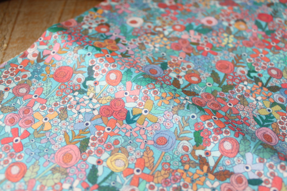 USAコットン生地 水色フラワー 110×90 延長可能 生地 輸入資材Laugh;Rela(ラフリラ) 通販 12706611｜Creema ...