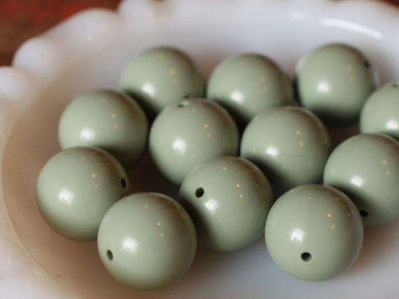 10個 ヴィンテージ ルーサイトビーズ【ラウンド16mm ミントグリーン】 その他素材 ㈱サクラシーエス 通販 3687085｜Creema ...
