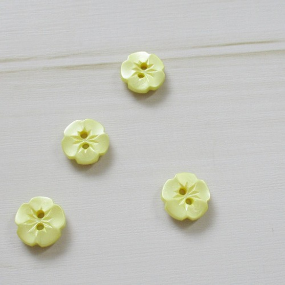 フランス フラワーボタン イエロー ボタン avoir du coeur 通販｜Creema(クリーマ) 12575301