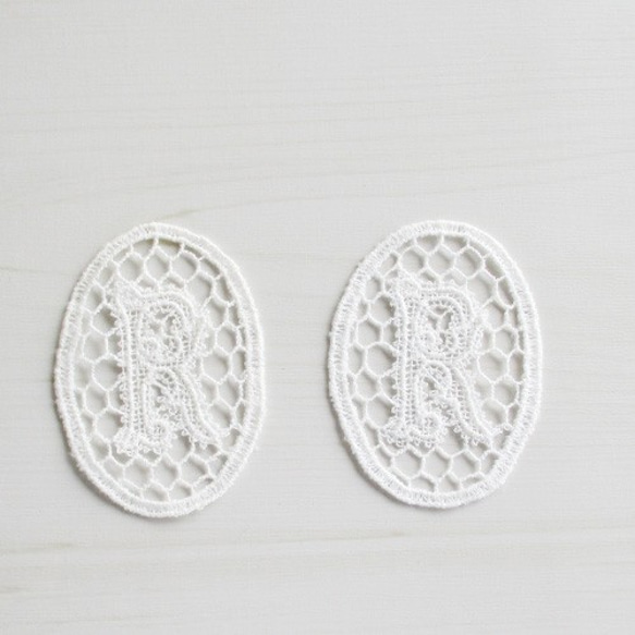 レースモチーフ イニシャルR レース avoir du coeur 通販 12650443｜Creema(クリーマ)