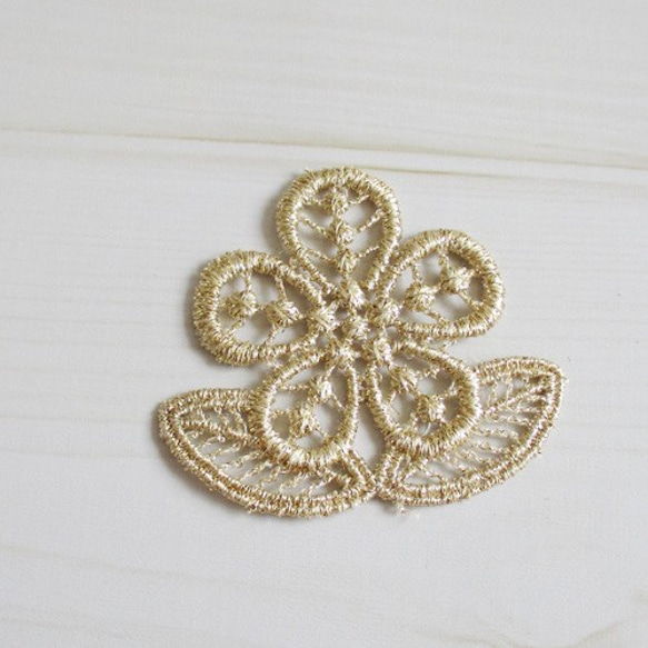 フランスレースモチーフ ゴールドフラワー レース avoir du coeur 通販 12686359｜Creema(クリーマ)